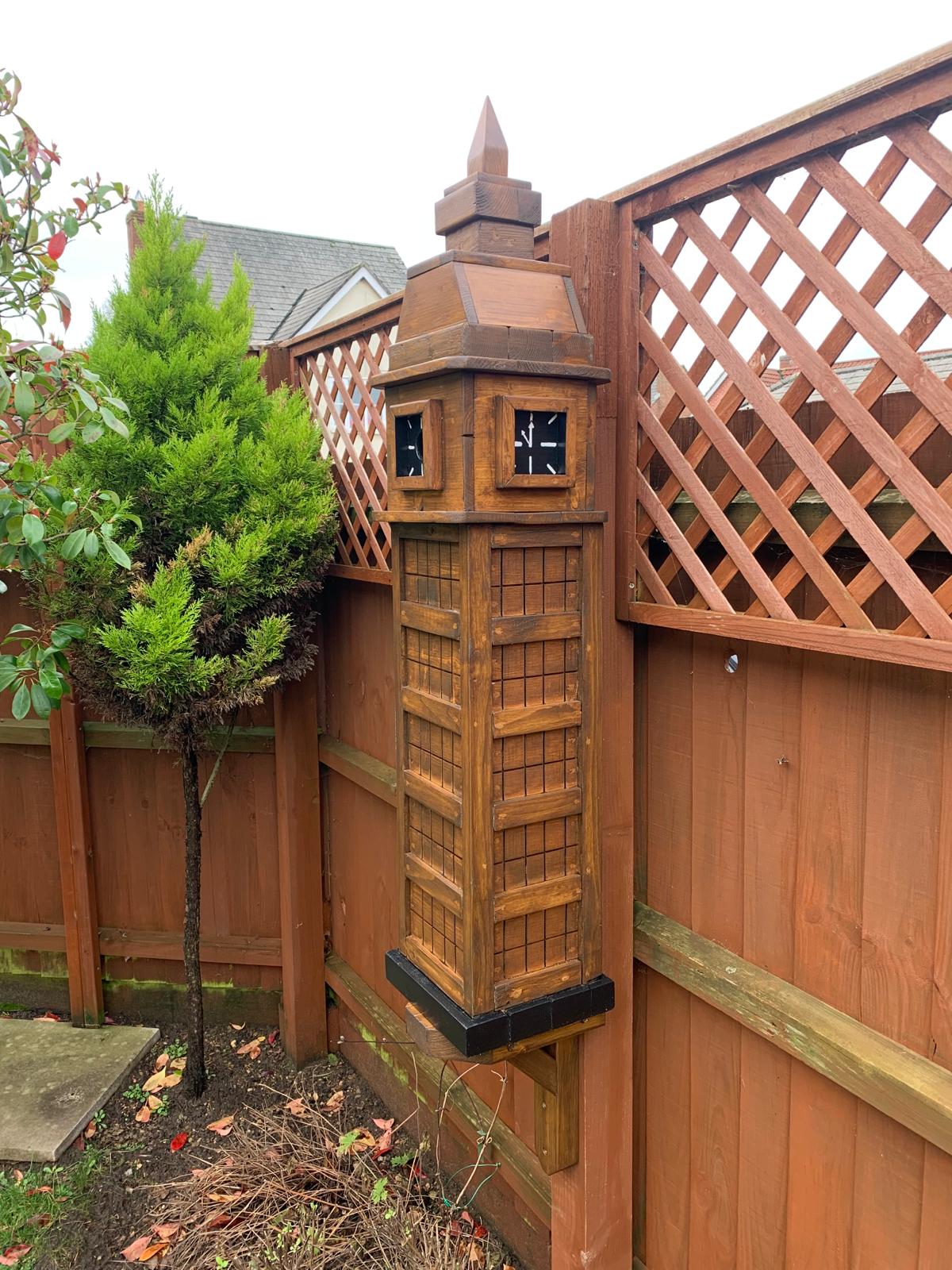 Big Ben – Birdhouse (freestanding or optional bracket) - Bird & Lodgings